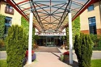 Crowne Plaza Resort Colchester - Five Lakes in Maldon, Essex CM9 8HX